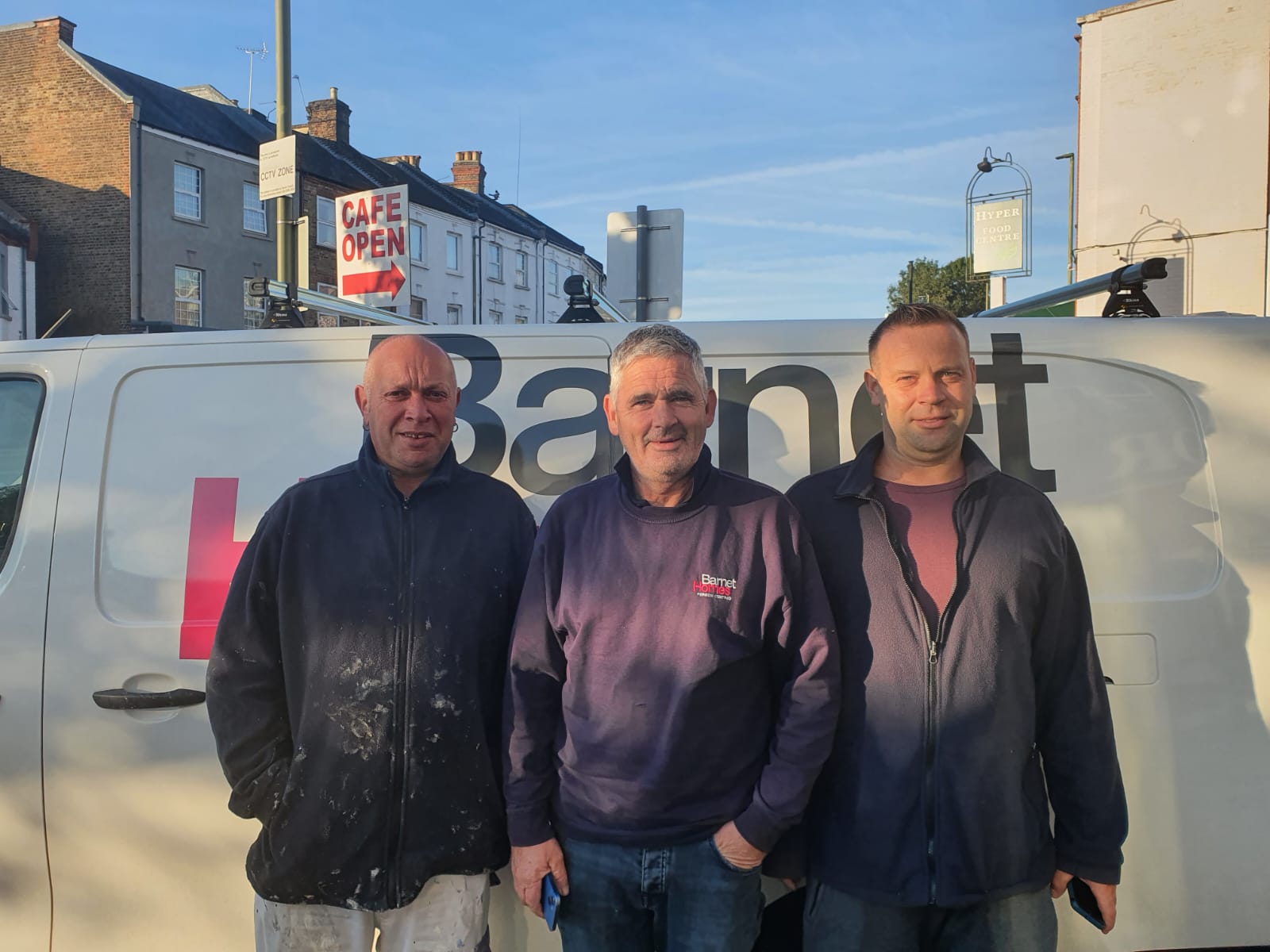 Barnet Council Housing Repairs workers 100 % vote for all out strike ...